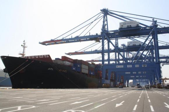 PNIT 개장으로 부산신항 18개 선석 가동